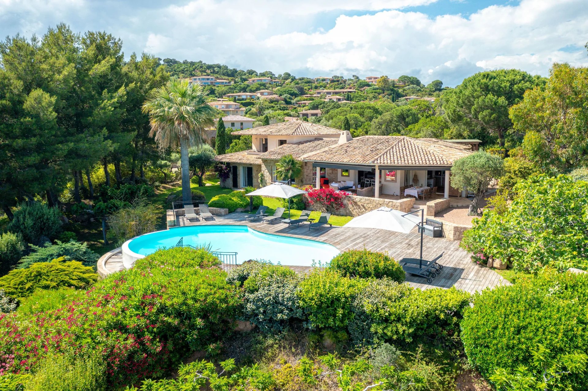 Punta d’Arasu, villa 5 chambres, vue mer, plage à pied, Villa Punta RL319