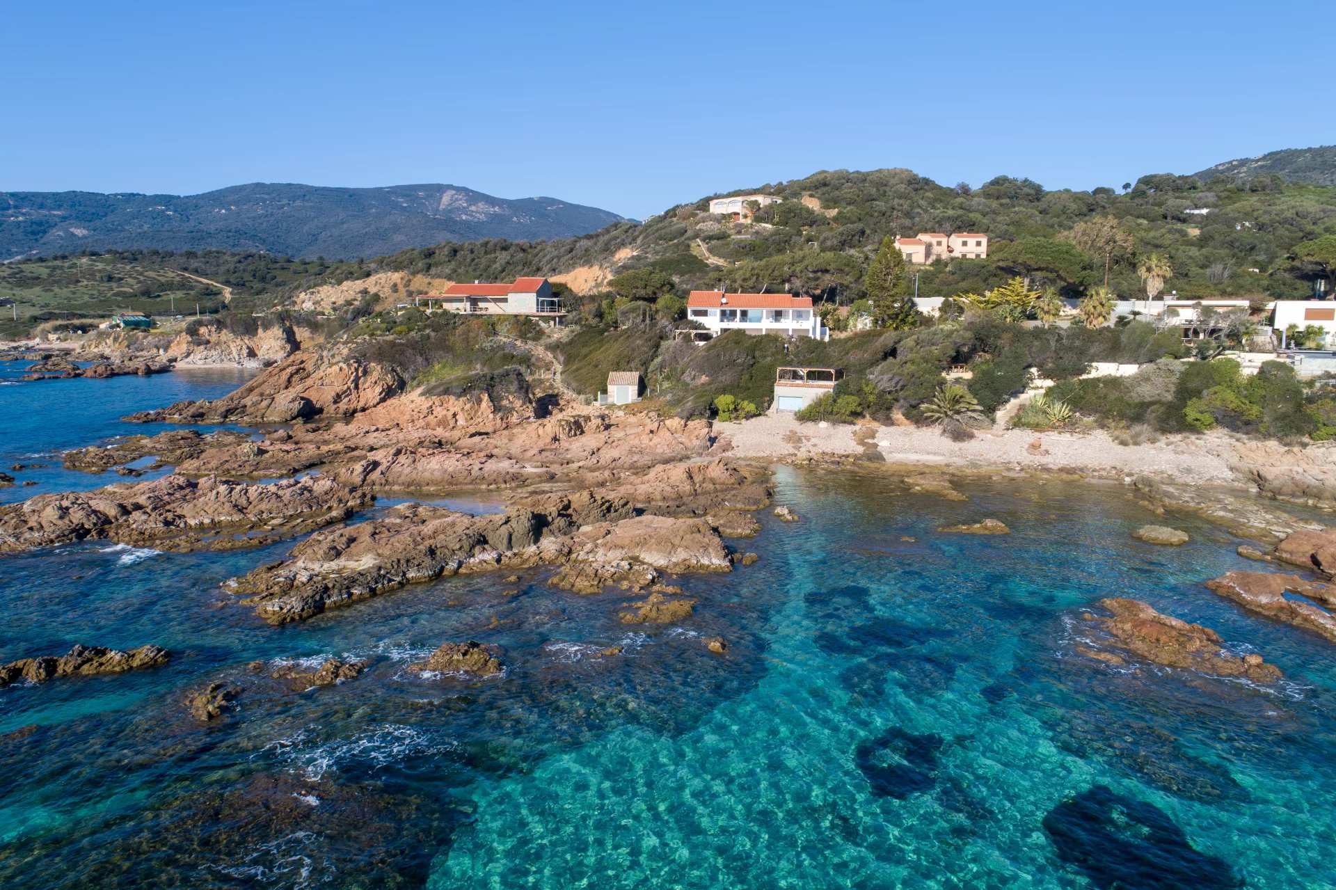 Sagone, Villa 6 chambres, pied dans l'eau, RL352 Casa Palmyra